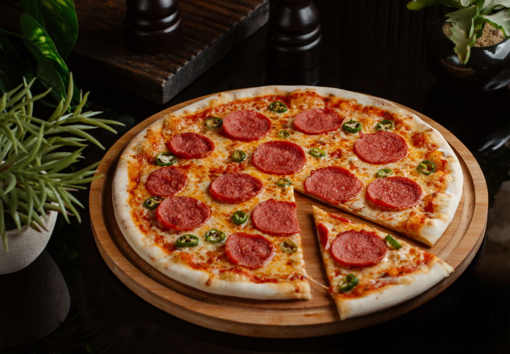 Savoring Tradition: The Irresistible Bacon Combo Pizza in Sunnyvale